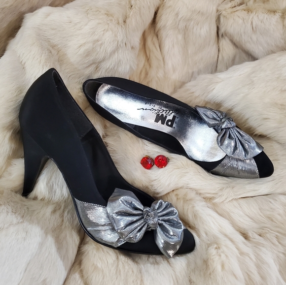 The PM Collection | Shoes | The Pm Collection Vintage Heels | Poshmark